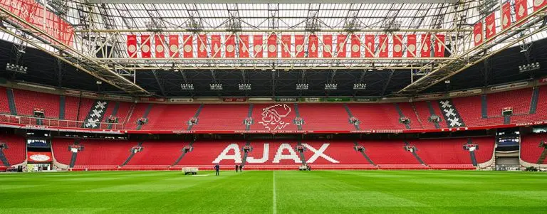 Top 5 des Visites des Stades de Football à Faire en 2022